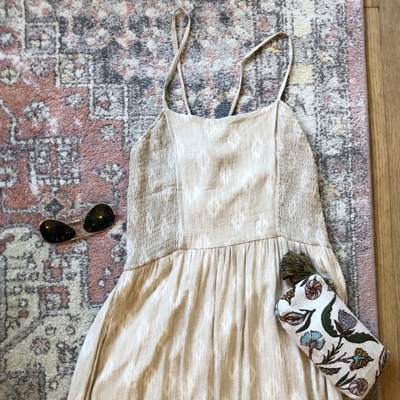 Universal Thread | Dresses | Soft And Flowy Adjustable Tie Maxi Dress ...